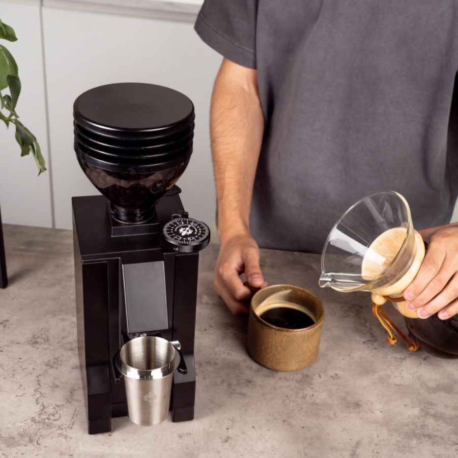 Eureka Mignon Zero 55s Single Dose Coffee Grinder 15BL, Matt Black - Crema